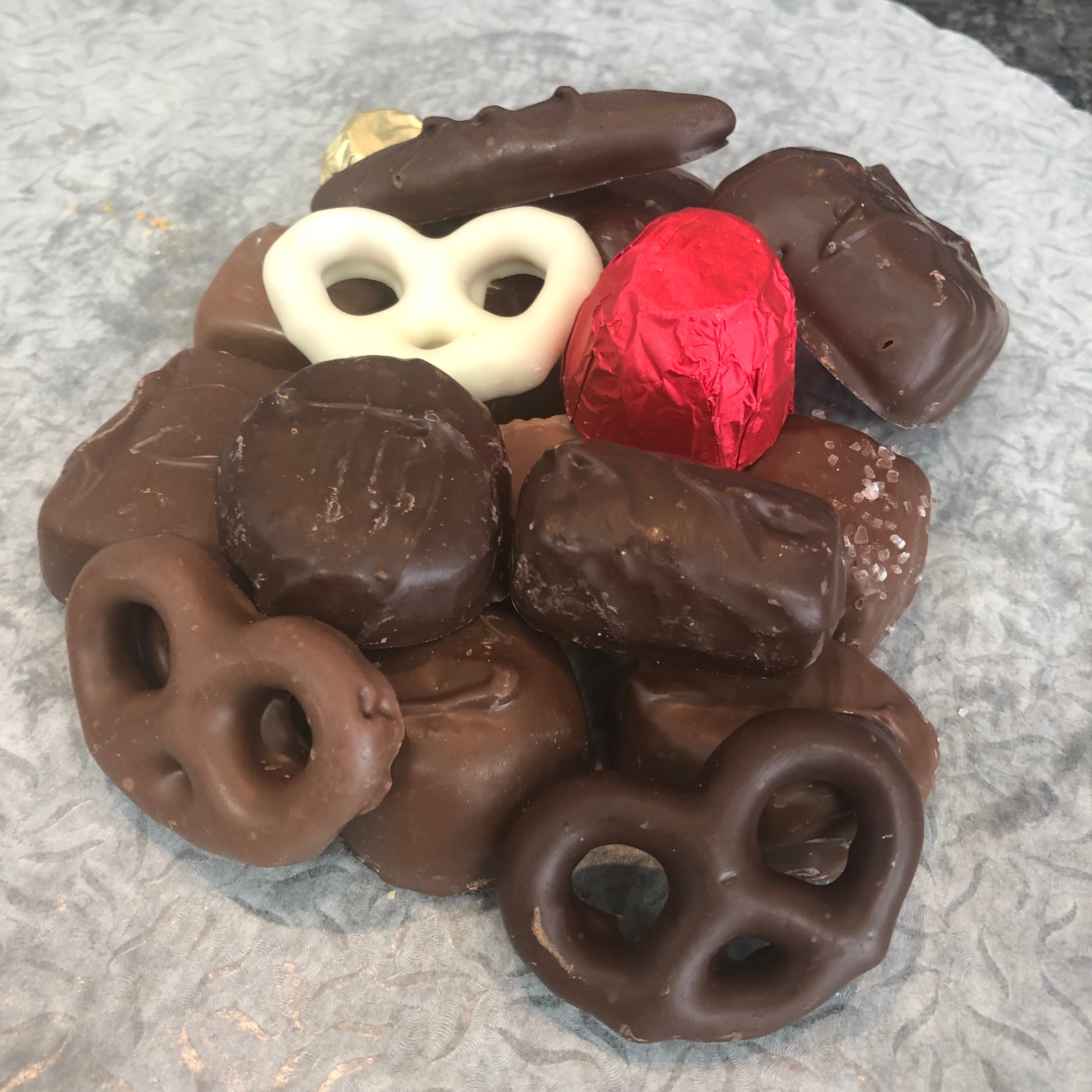 1 Pound of Assorted Chocolates! – Chocolate Carousel